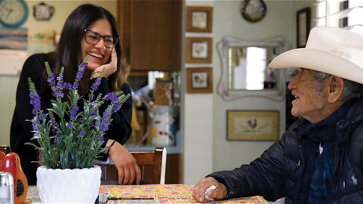 Iliana Sosa tells her family’s legacy through an award-winning ...