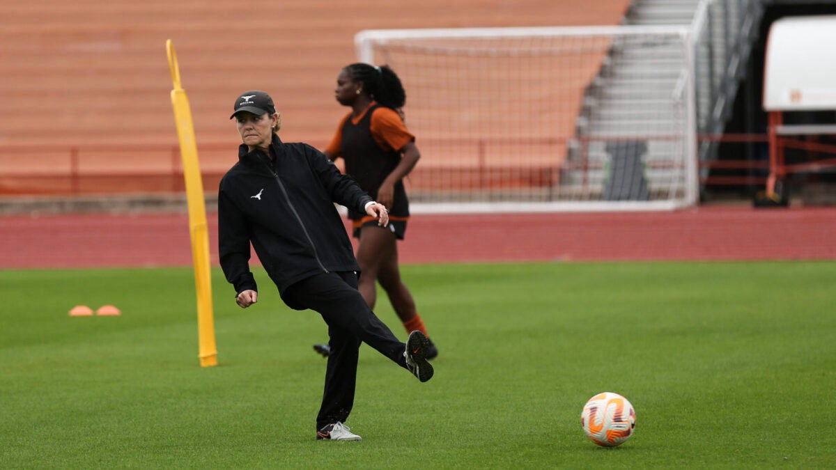 Head coach Angela Kelly brings Texas soccer closer to victory by ...